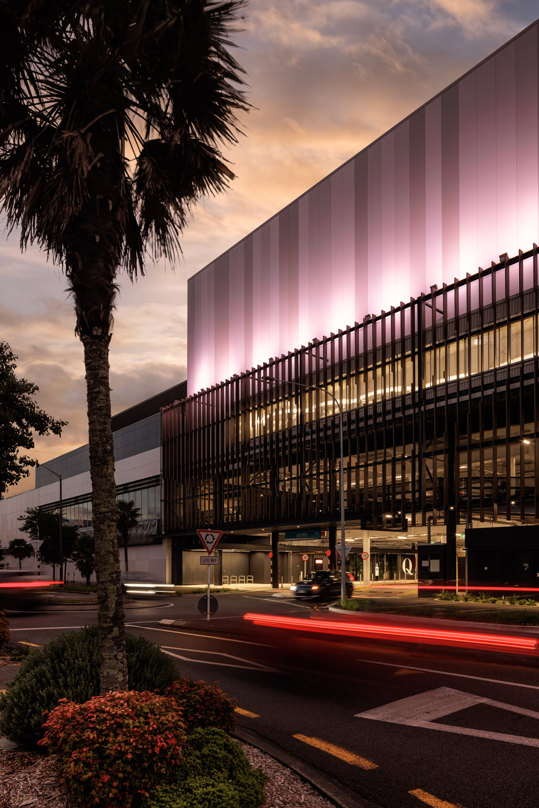 Insol | Queensgate Shopping Centre