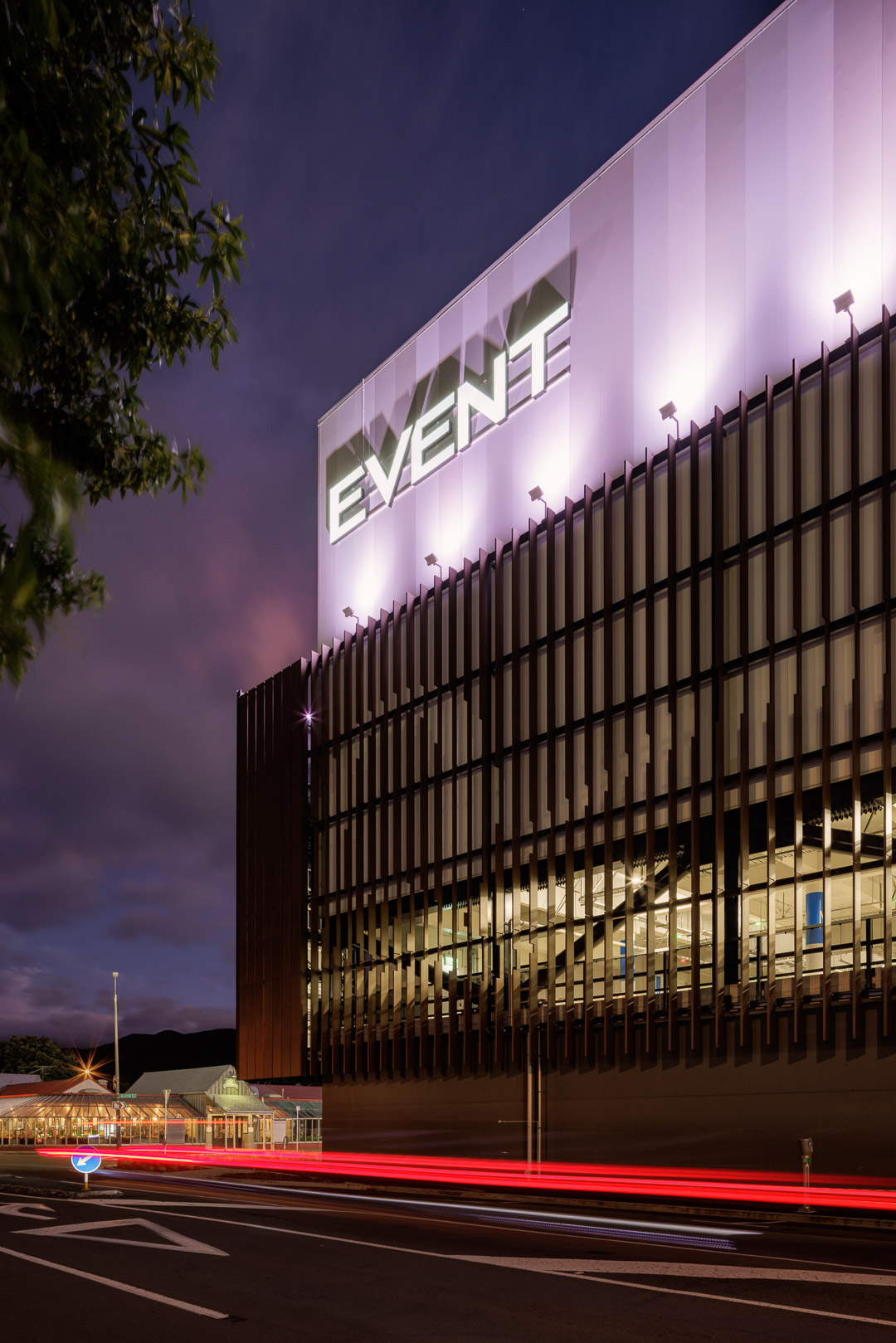 Insol | Queensgate Shopping Centre